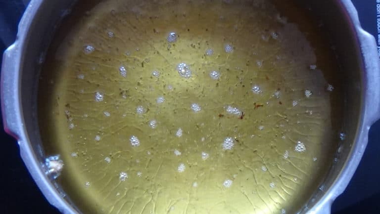 Masala kadalai | Masala peanuts | Masala fried groundnuts | sangskitchen