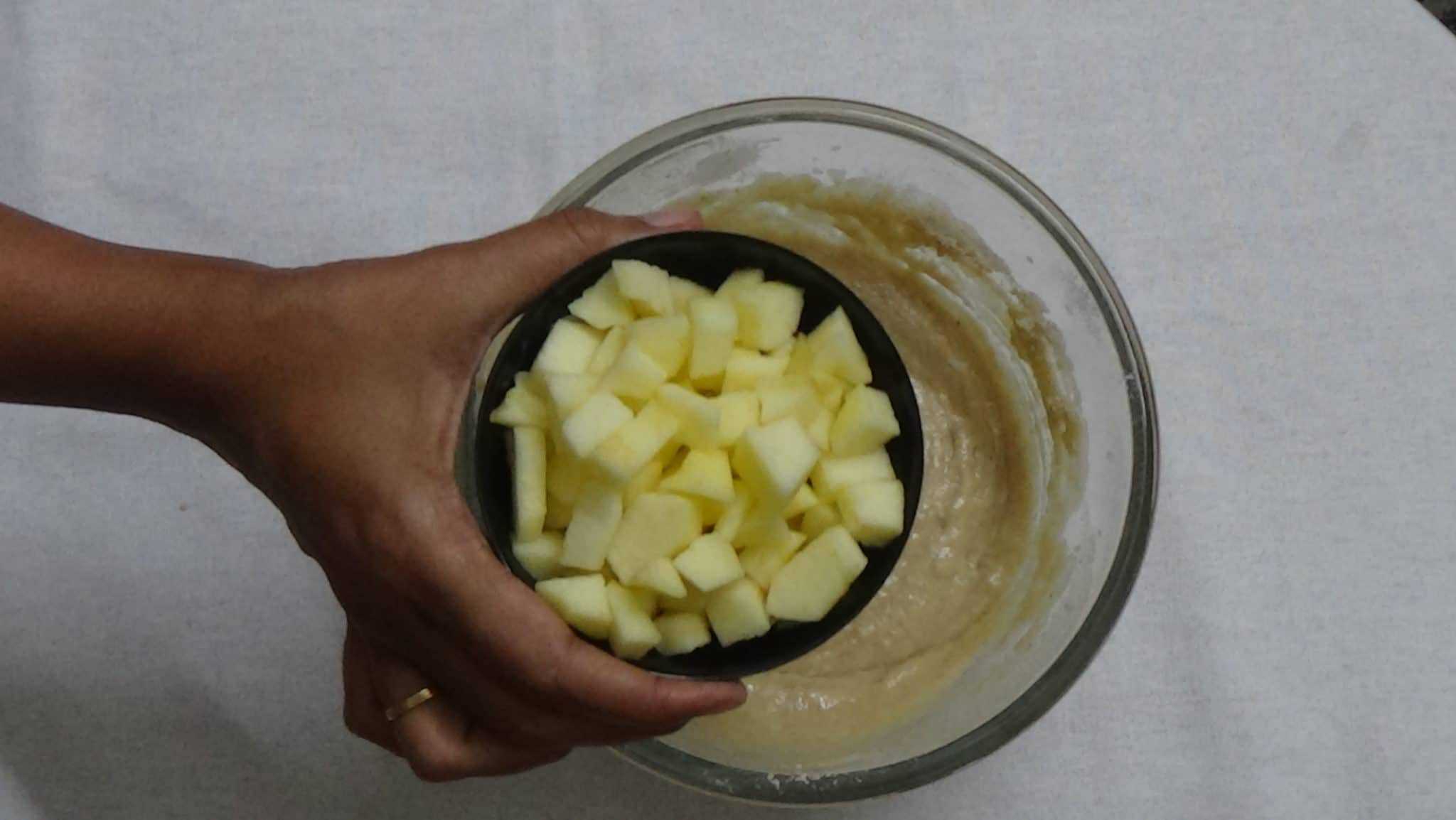 Apple cupcake recipe | How to make Eggless Apple cupcake | sangskitchen