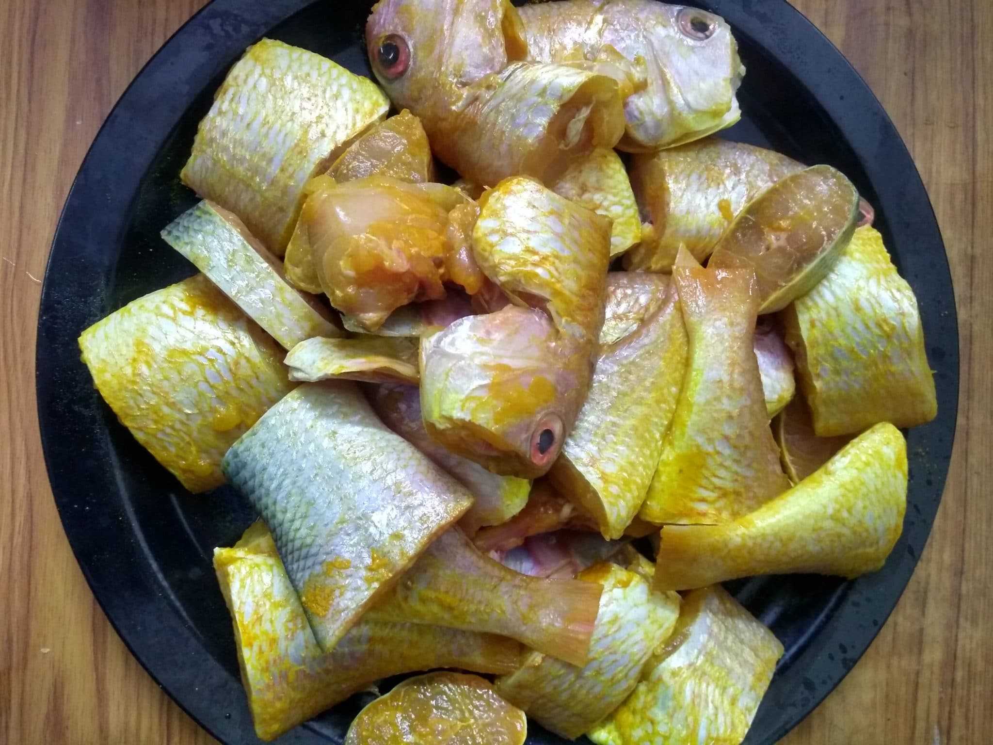 Fish gravy | Meen kuzhambu | How to make simple Fish gravy